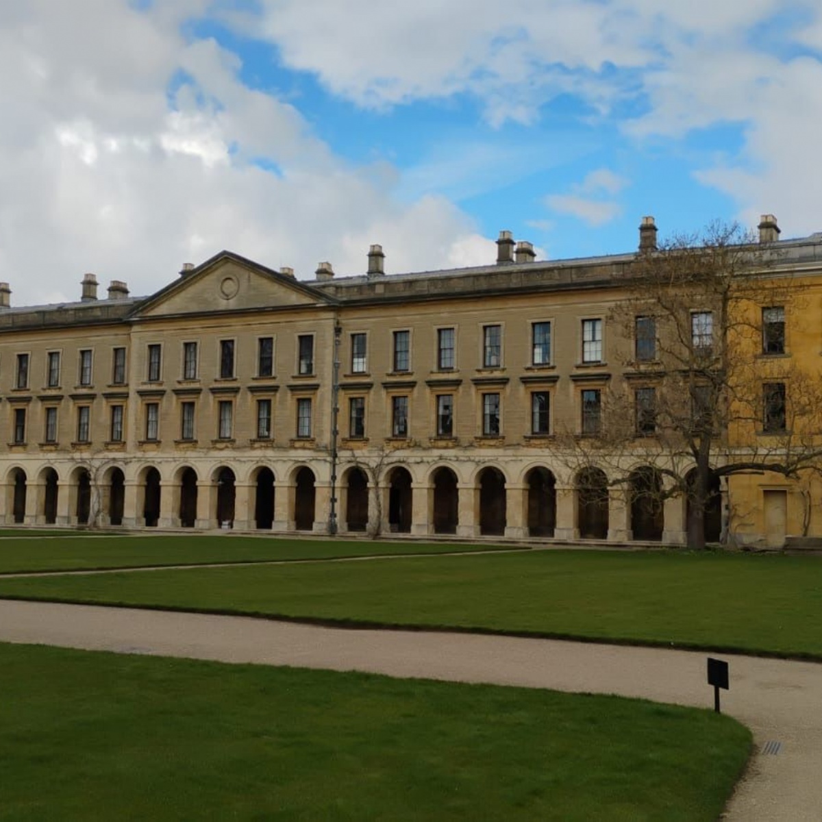 Guilsborough Academy - Pathfinders Trip: Students Explore University Life